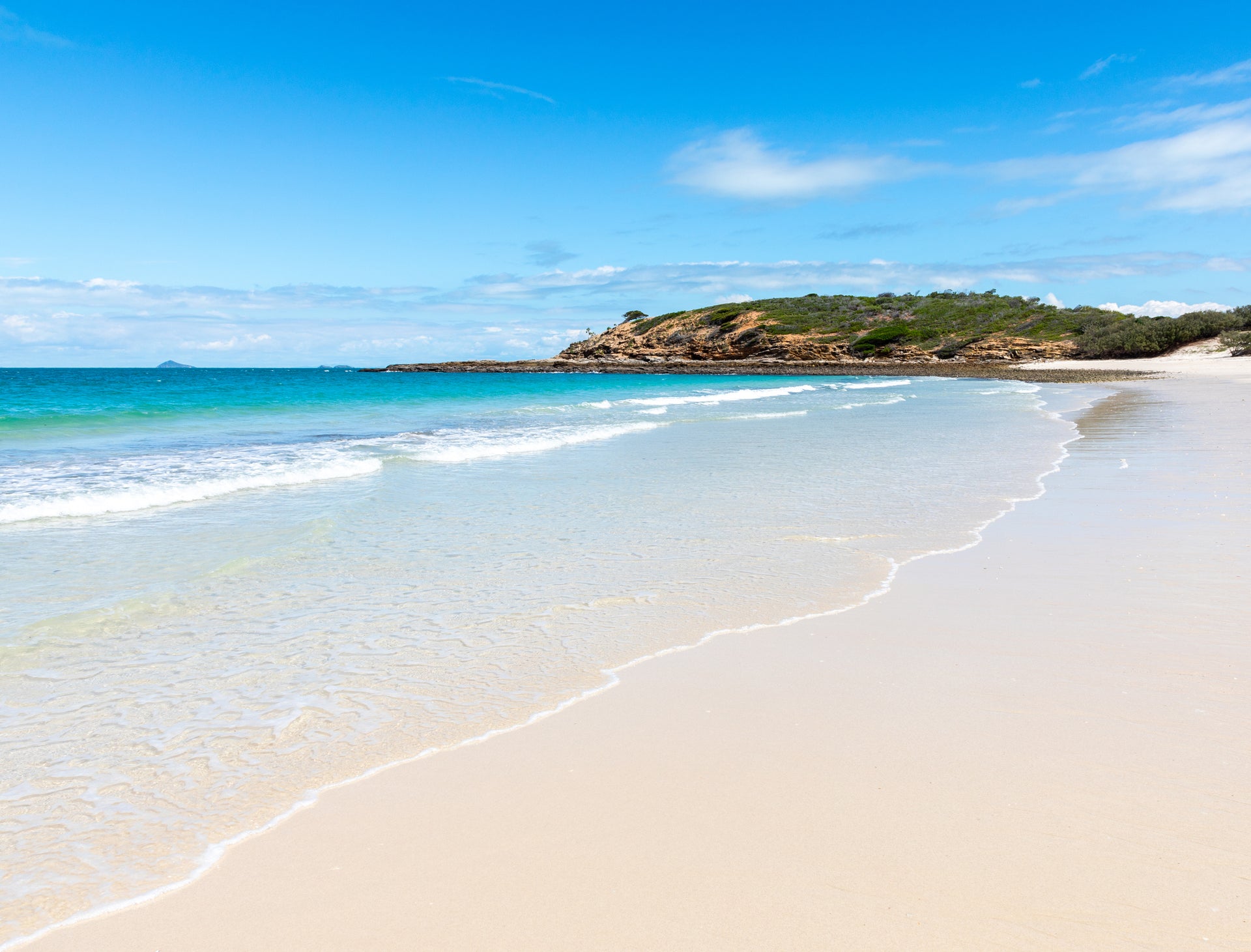 Let's Go Boat Hire | Yeppoon's Premier Boat Hire | Fishing & Adventure ...